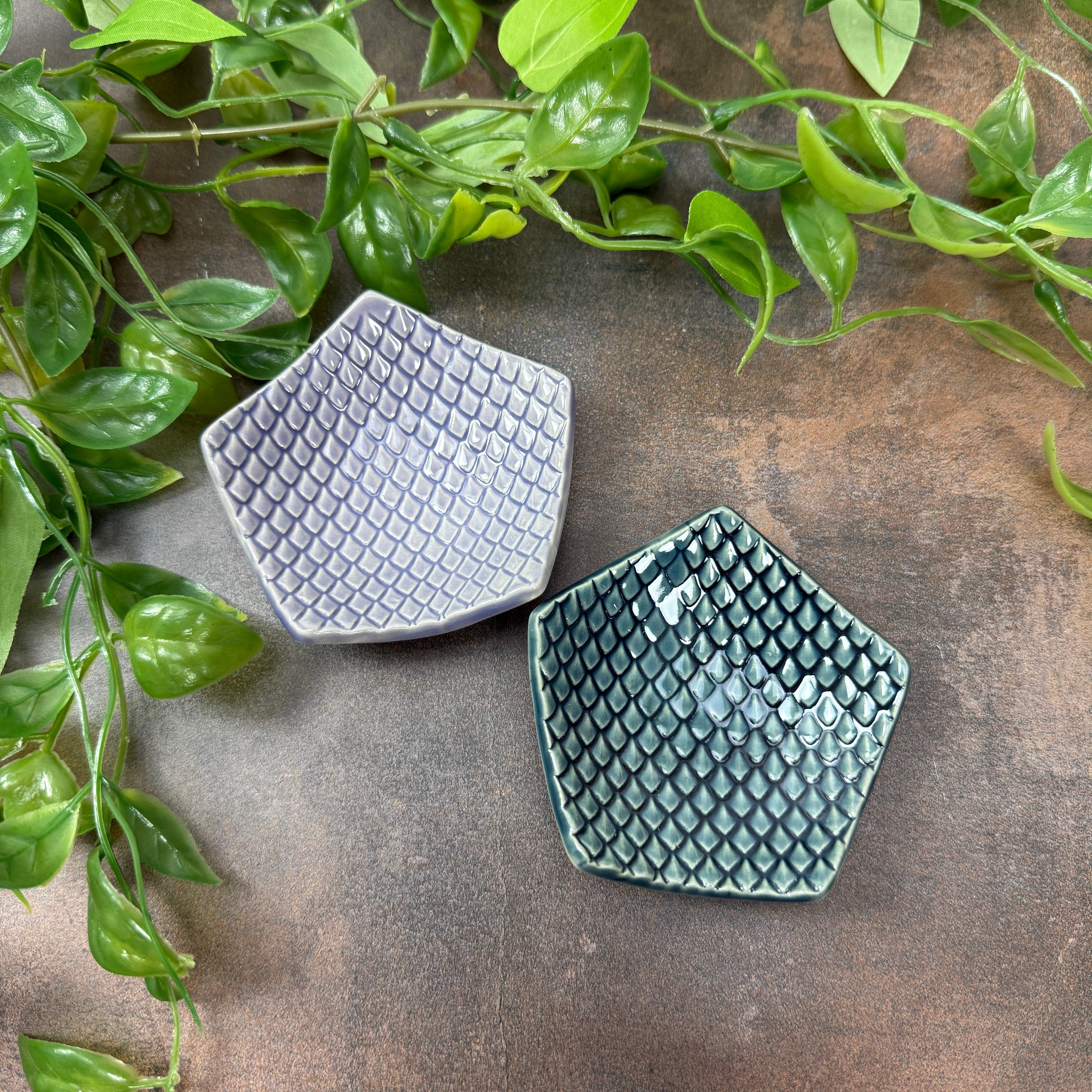 Dragonscale Pentagon Trivet (choose your color!)